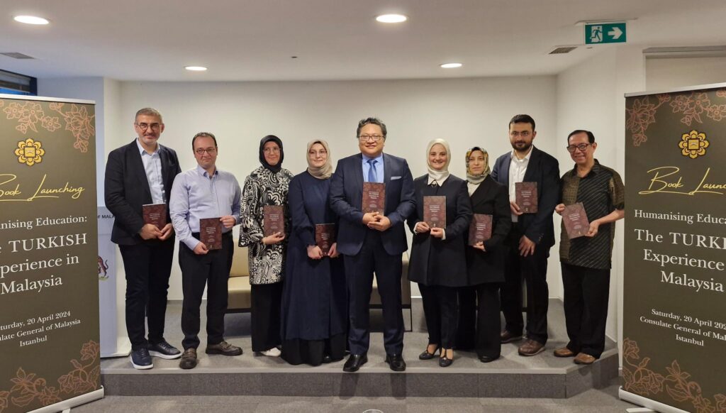 IIUM Press Book Launching in Istanbul, Türkiye – IIUM Press