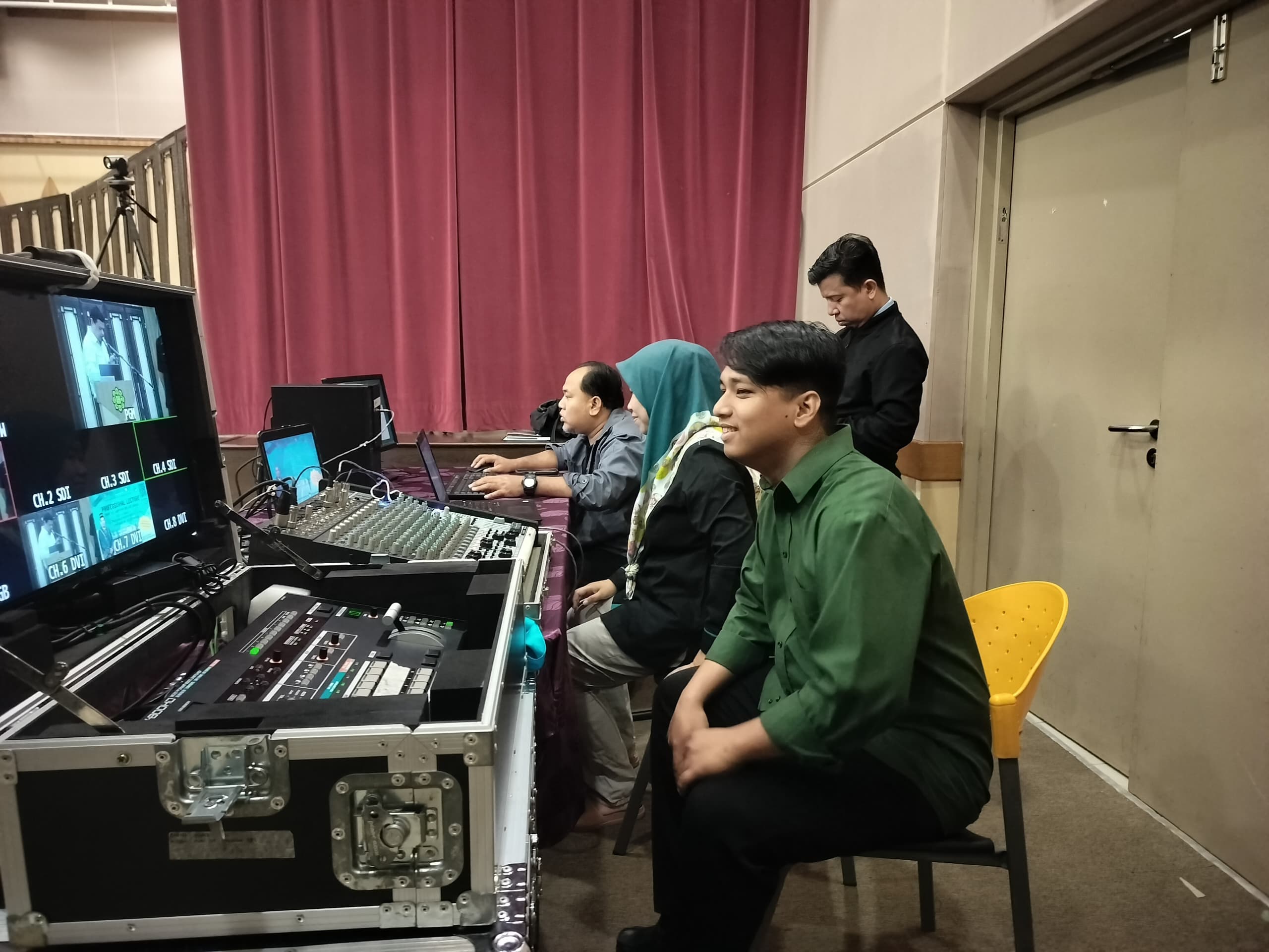 Business Opportunity (Live Streaming) – OFFICE OF KUANTAN CAMPUS DIRECTOR